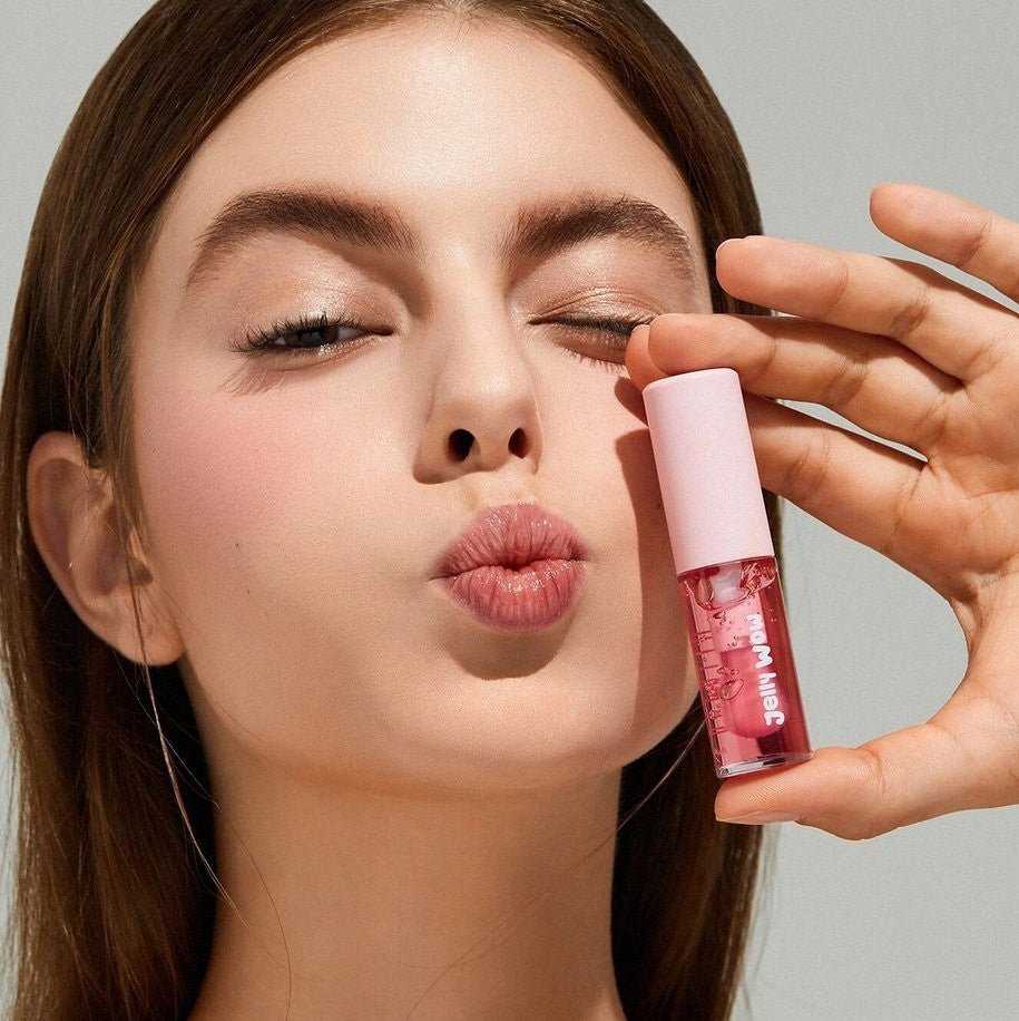 SHEGLAM Jelly Wow Hydrating Non-Sticky Lip Oil – Highlyglow